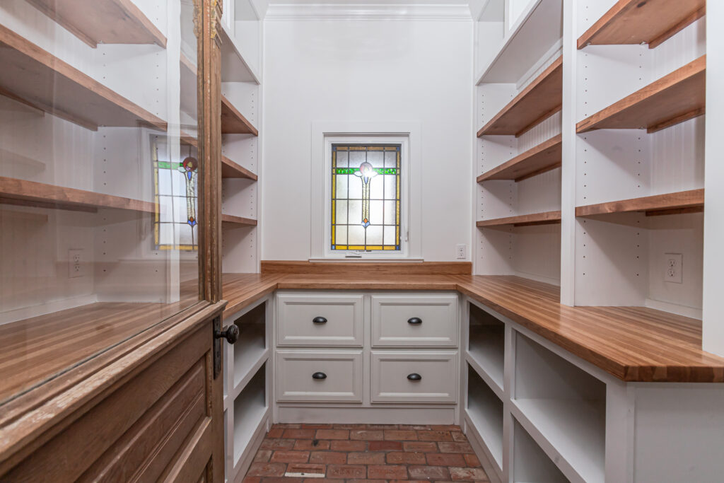 Hidden Storage Ideas for Custom Homes: Built-Ins & Cabinetry to ...